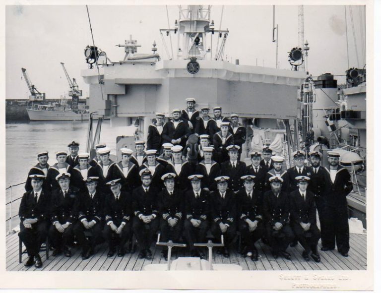 1972 HMS VENTURER Strong Express Crew – Flying Fox Association