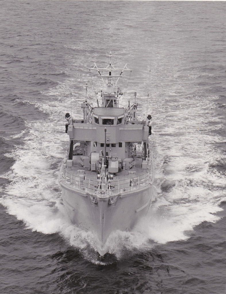 M1187 HMS UPTON 1978 – Flying Fox Association