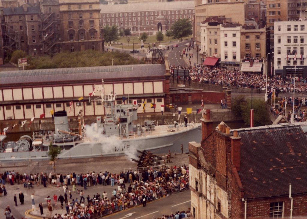 M1187 HMS UPTON – Flying Fox Association