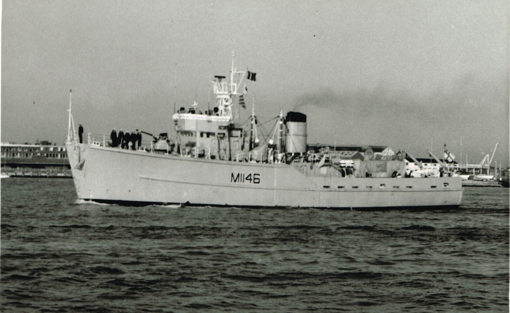 M1146 HMS HODGESTON – Flying Fox Association