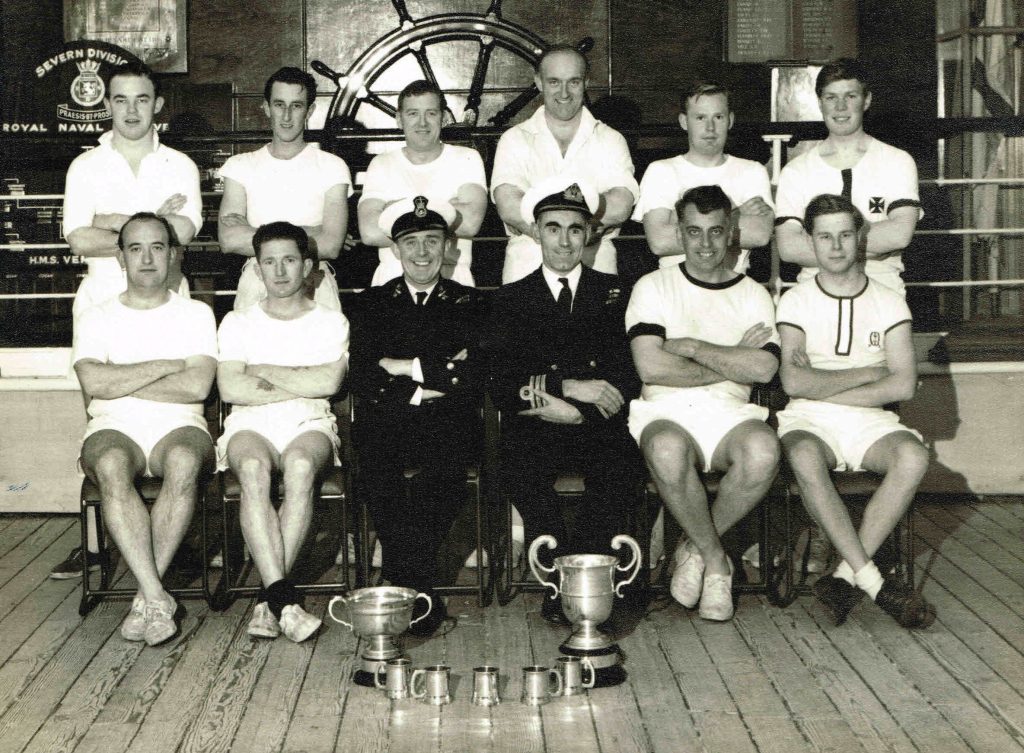 Severn Divison RNR Officers and Ratings Rowing Teams – Flying Fox ...