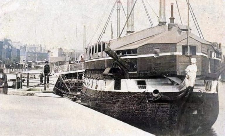 HMS DEADALUS – Flying Fox Association